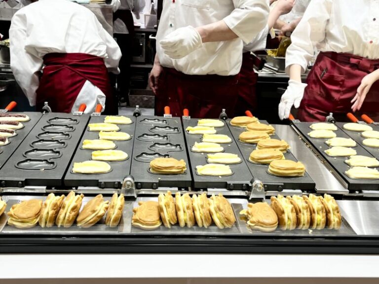 日本初！「ちいかわ焼き 横浜ワールドポーターズ店」が2025年4月7日にオープン！ | なおなおホテルステイ日記